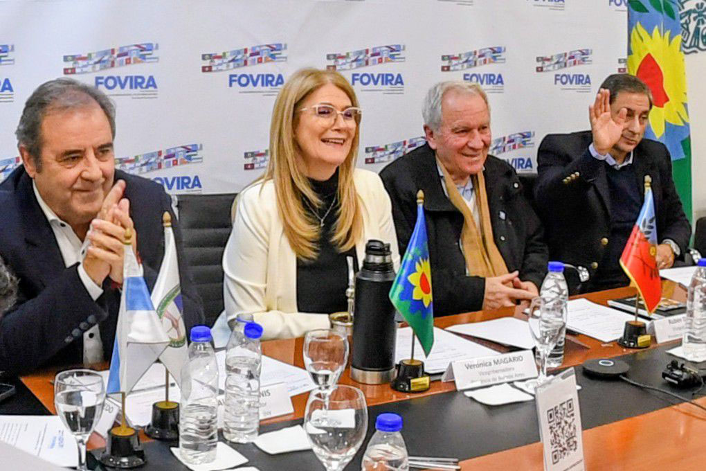 El vicegobernador Alberto Bernis, electo vicepresidente del FOVIRA ...