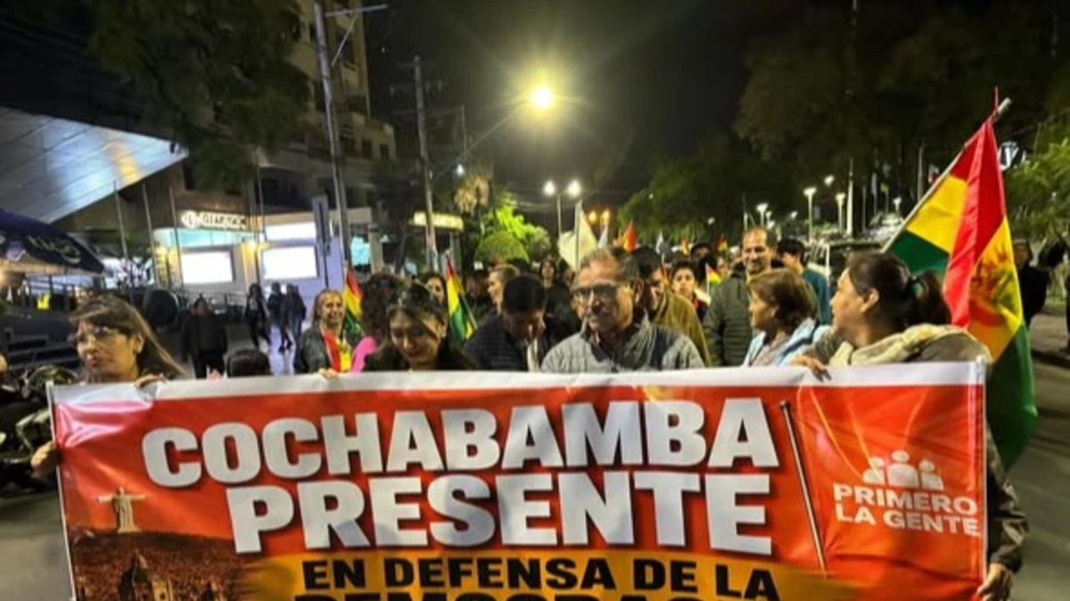 Cuatro regiones marchan por la democracia – Periódico Lea online