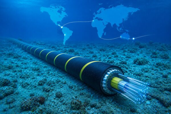 Comisión aprueba dos cables submarinos de Google que conectarán Santo ...